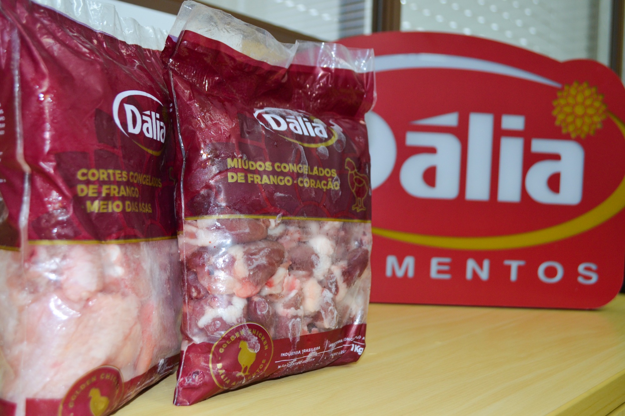 Cooperativa produz frango de olho no mercado externo - Agrimídia